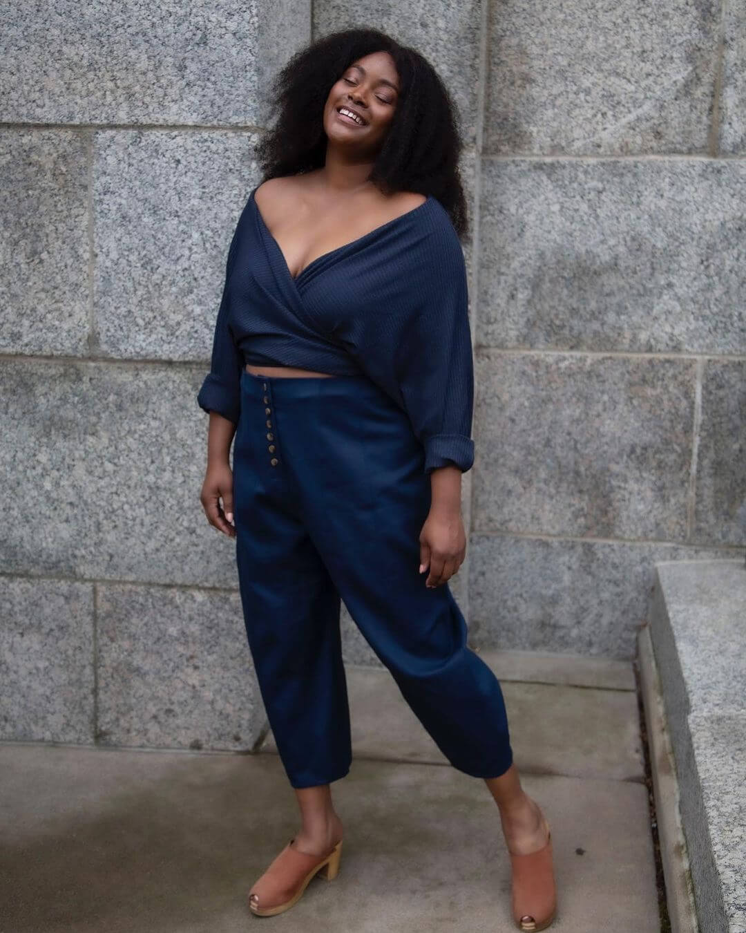 15 Sustainable Plus Size Tops Best for Daily Wear