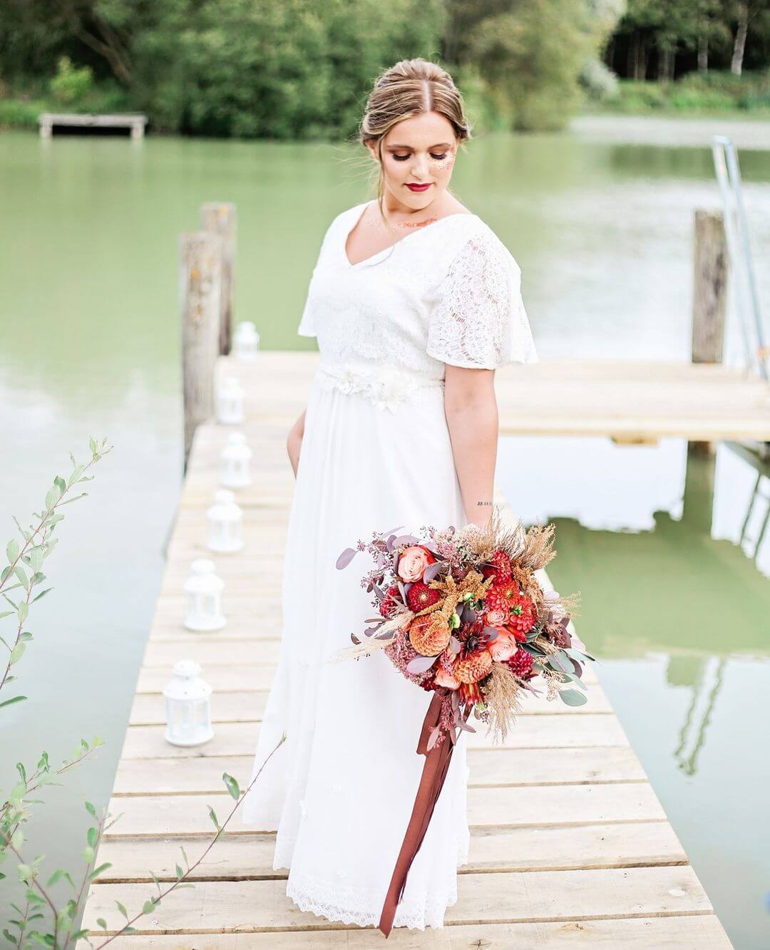 15 Sustainable Plus Size Wedding Dresses for Mindful Brides