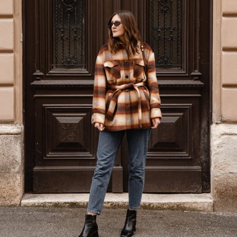 22 Cheap Online Thrift Stores for Second Hand Shopping