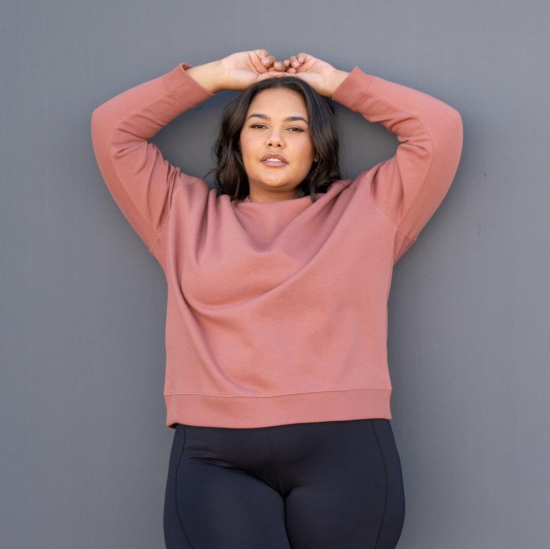 15 Sustainable Plus Size Tops Best for Daily Wear