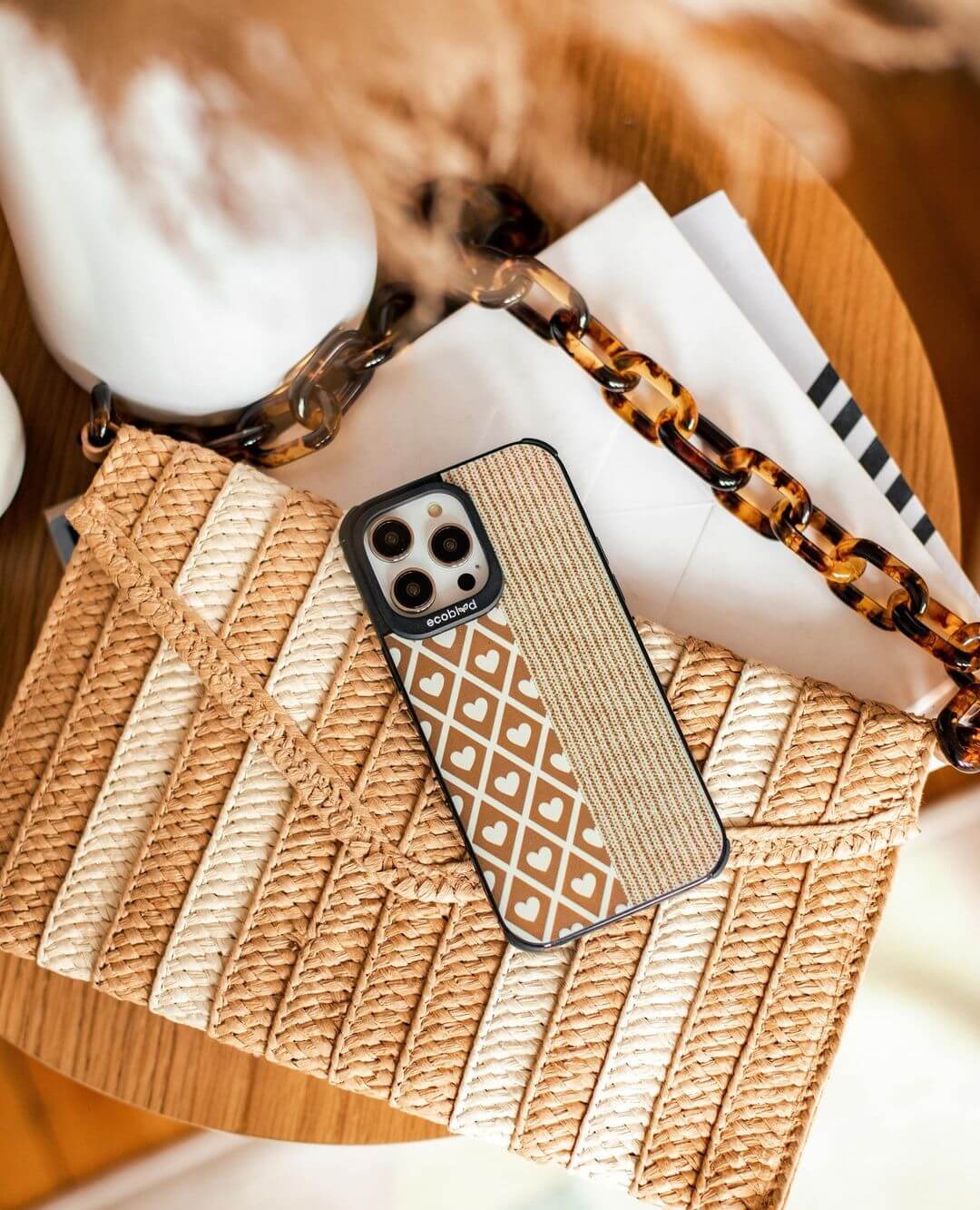 10 Most Eco Friendly Phone Cases for Making Conscious Calls