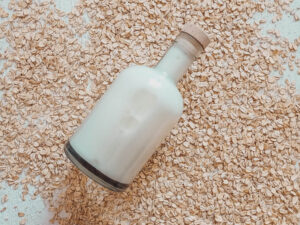 7 Best Glyphosate Free Oat Milk Brands for Savoring the Purity